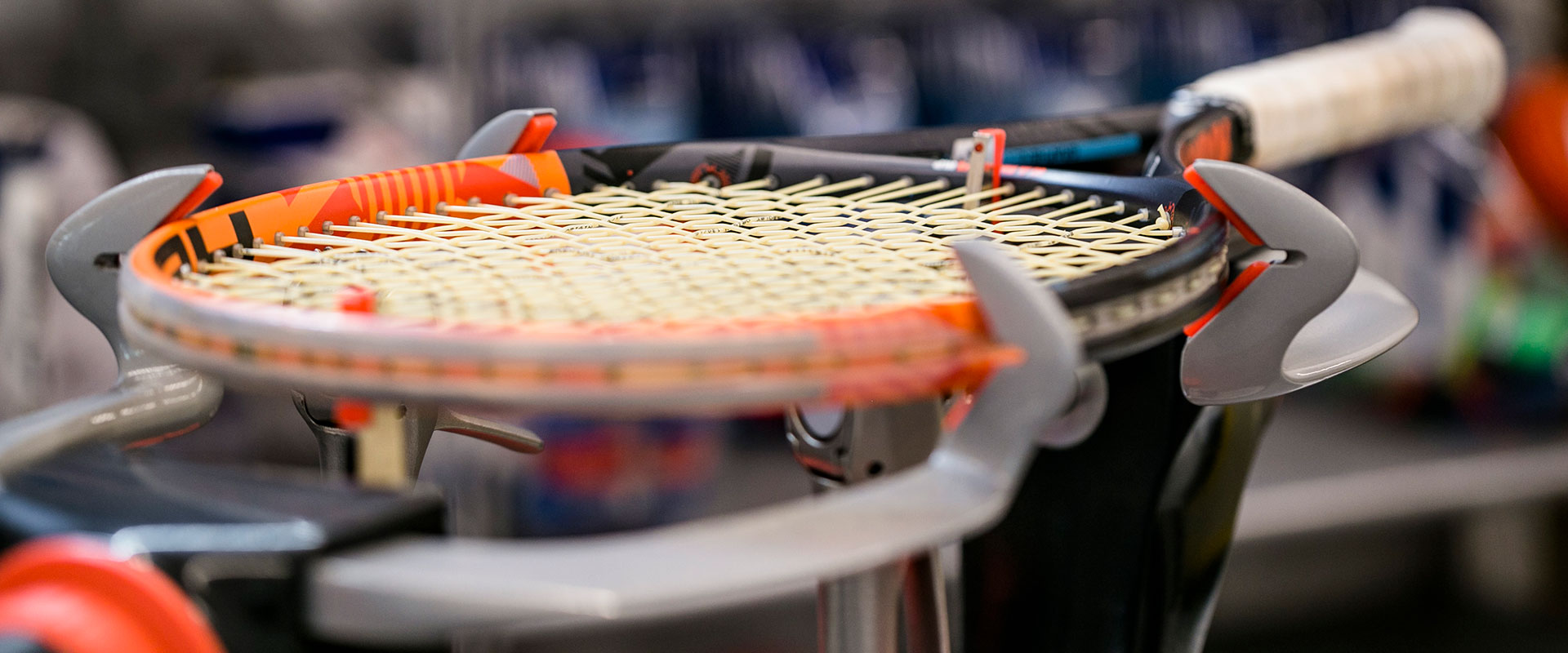 Incordatore Racchette Da Tennis Firenze, Toscana - Stringer Tennislab